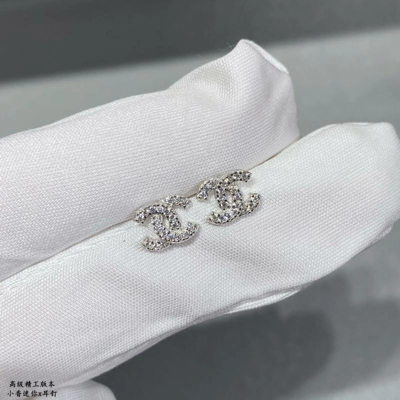 Accurate model Chanel Earrings