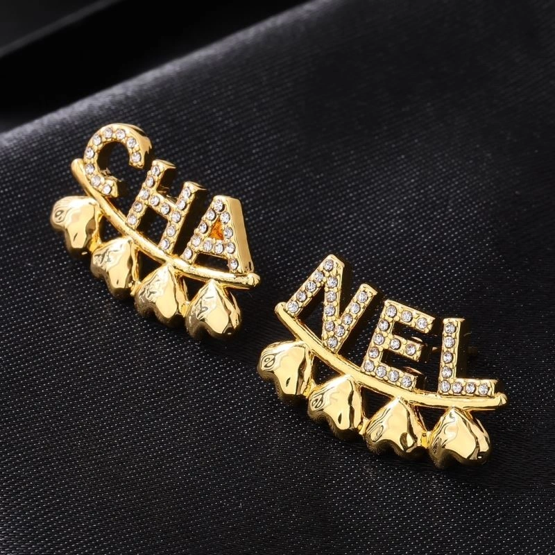 Top match Chanel Earrings