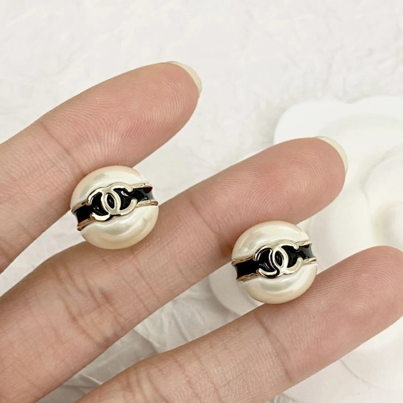 Brand-authenticated Chanel Earrings