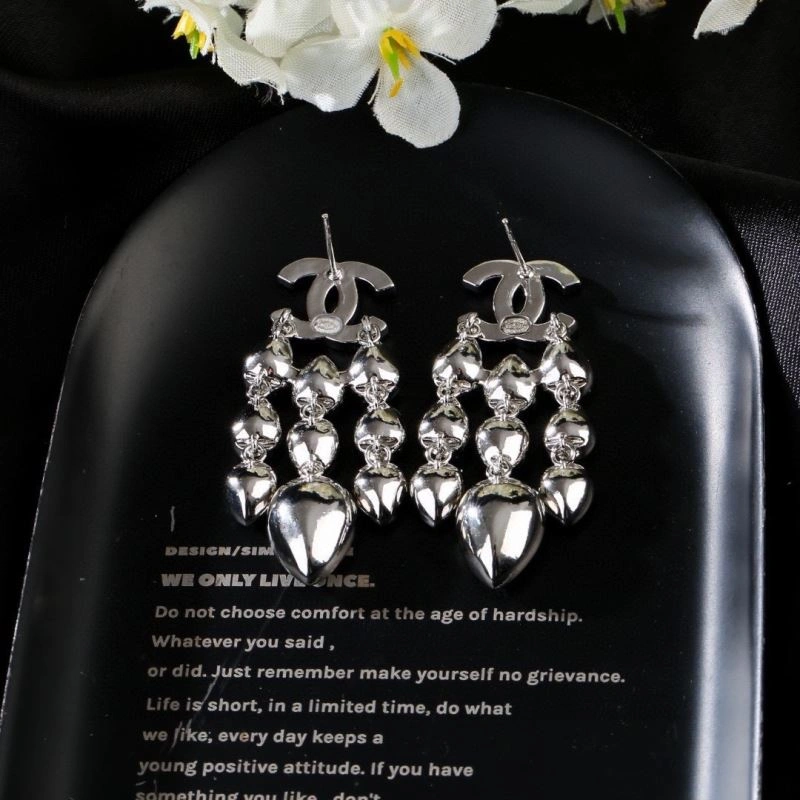 Top match Chanel Earrings