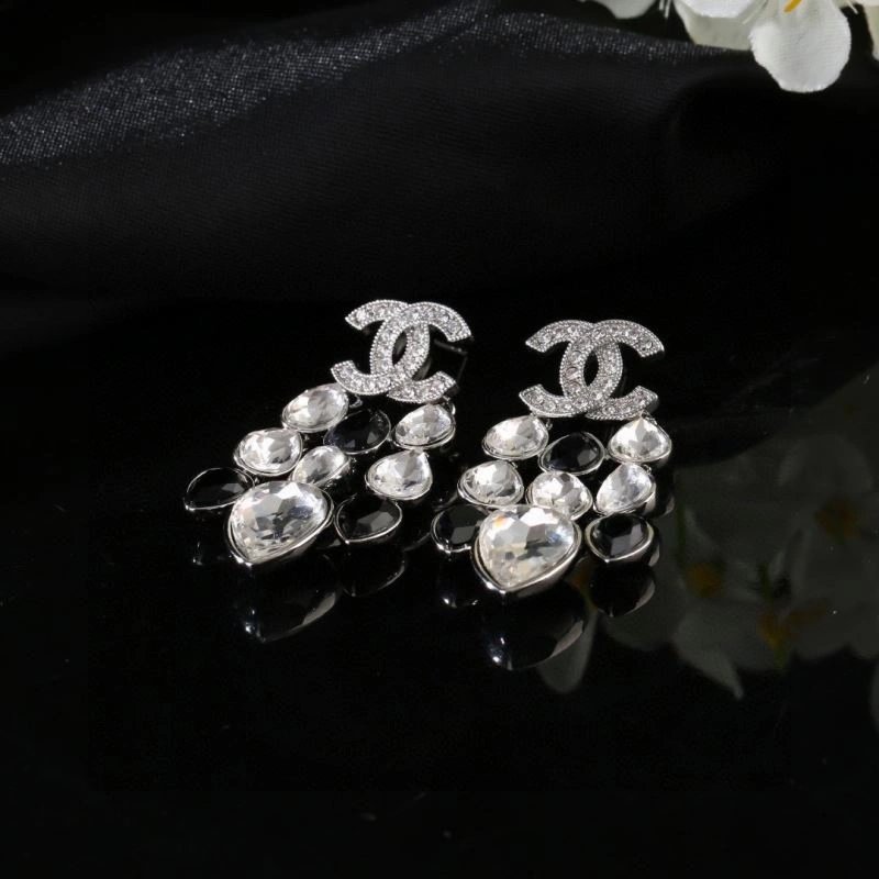 Top match Chanel Earrings