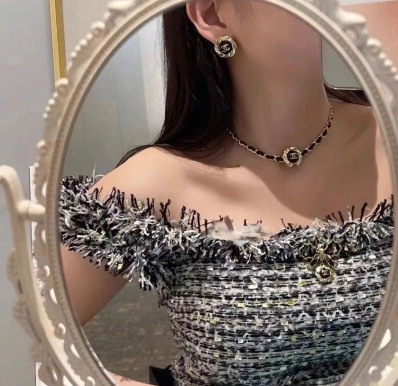 Exact replica Chanel Earrings