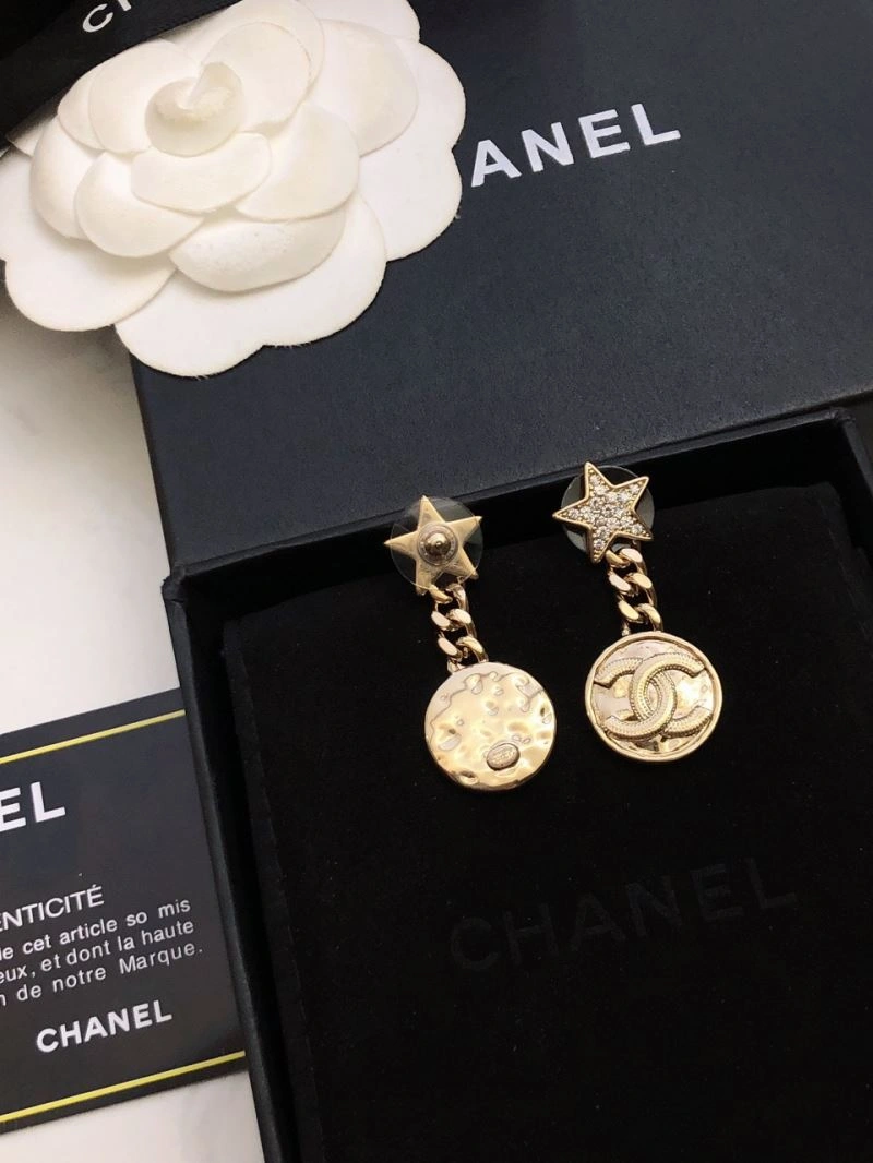 Top mirror Chanel Earrings