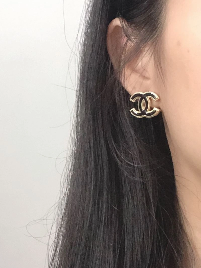 Top match Chanel Earrings