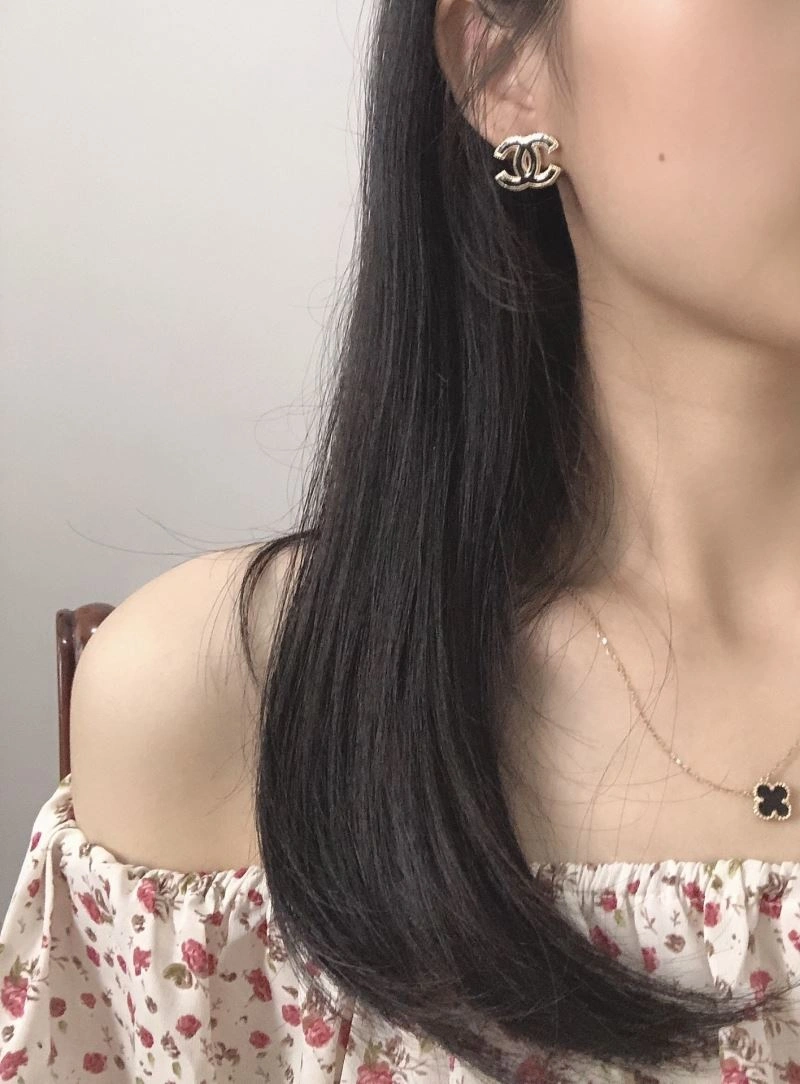 Top match Chanel Earrings