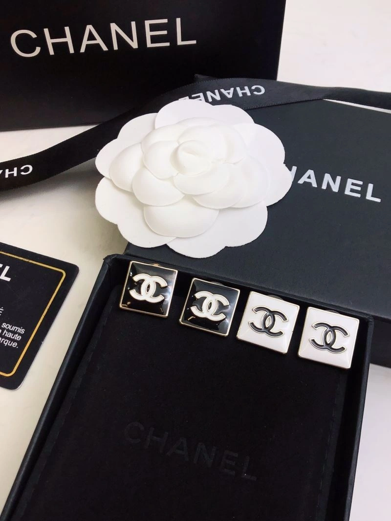 Legit Chanel Earrings