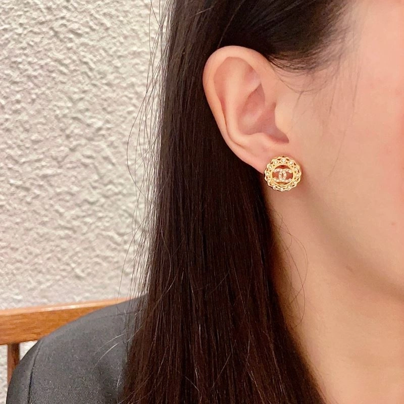 Legit Chanel Earrings