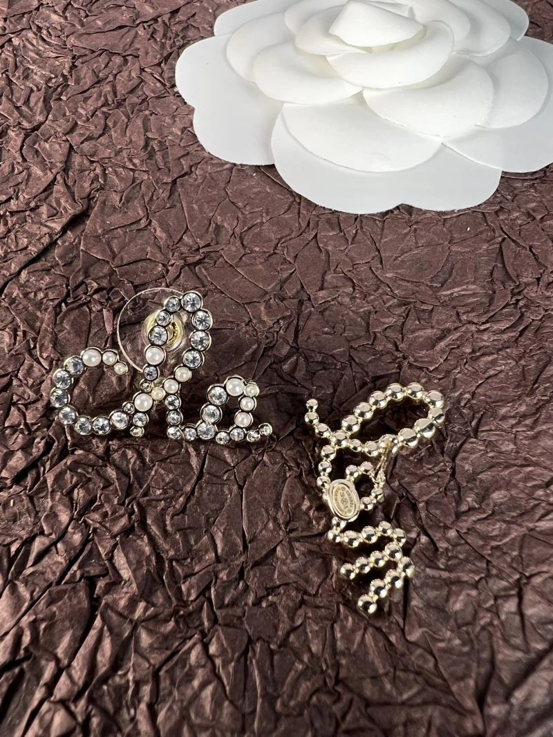 Top match Chanel Earrings