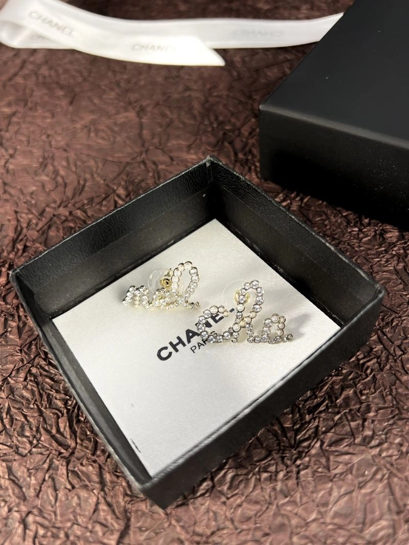 Top match Chanel Earrings