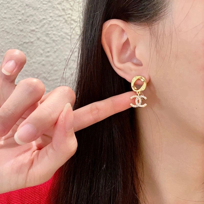 Top mirror Chanel Earrings