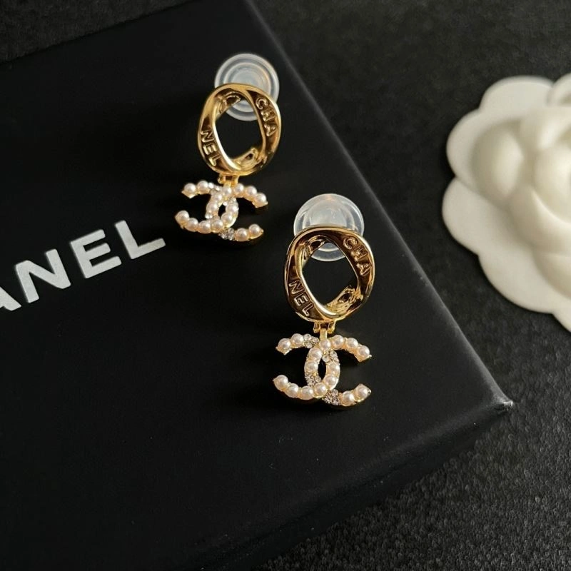 Top mirror Chanel Earrings
