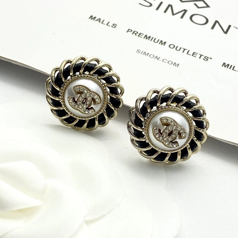 High accuracy Chanel Earrings