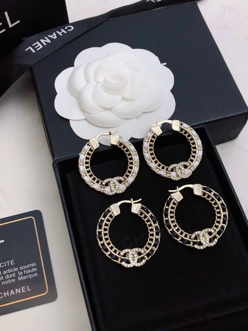 Top mirror Chanel Earrings