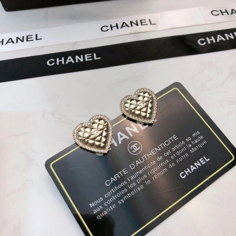 Top match Chanel Earrings