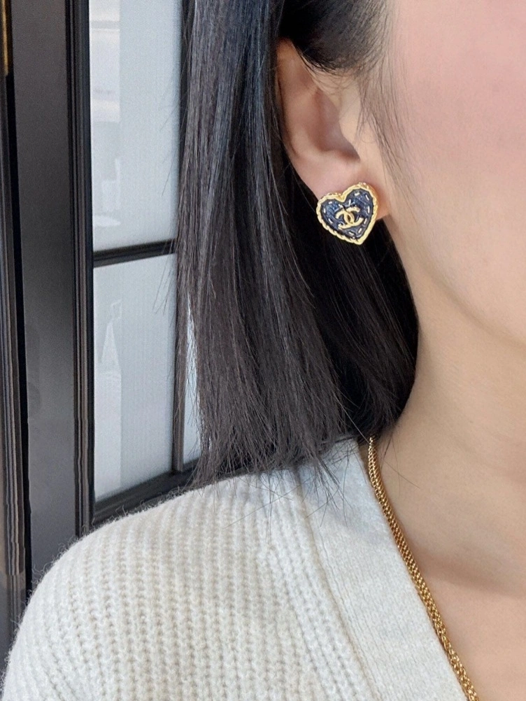 Legit Chanel Earrings
