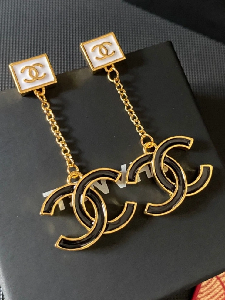 Brand-authenticated Chanel Earrings