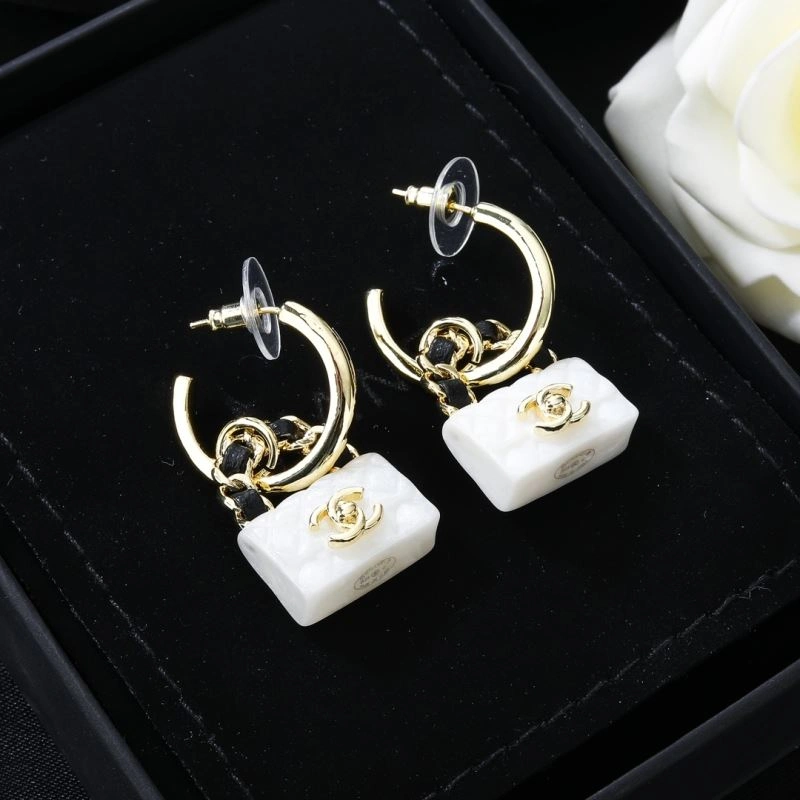 Low-cost Chanel Earrings