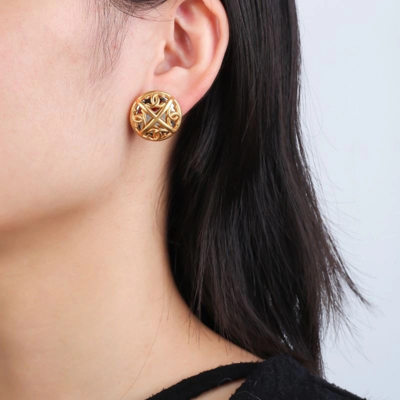 High accuracy Chanel Earrings