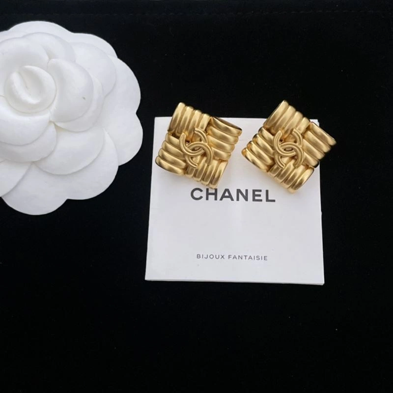 Discounted Chanel Earrings