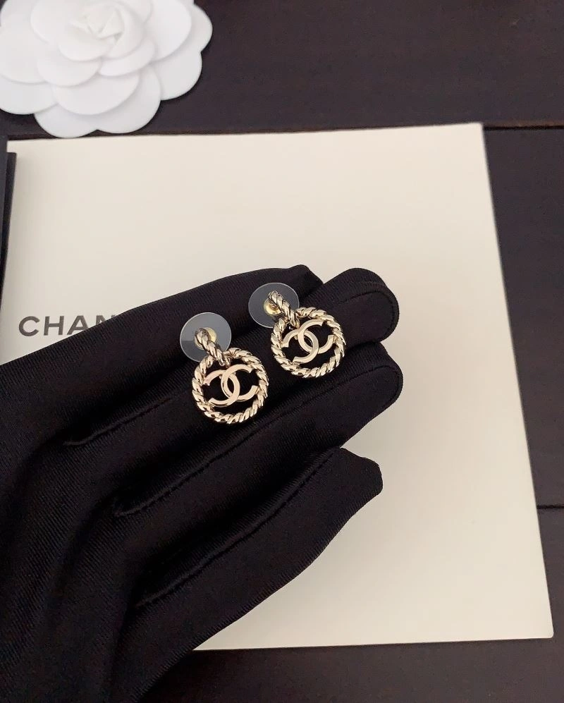 Top match Chanel Earrings