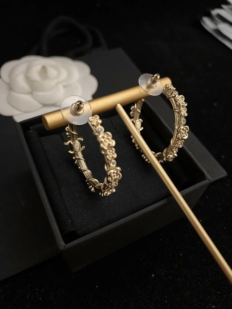 Top match Chanel Earrings