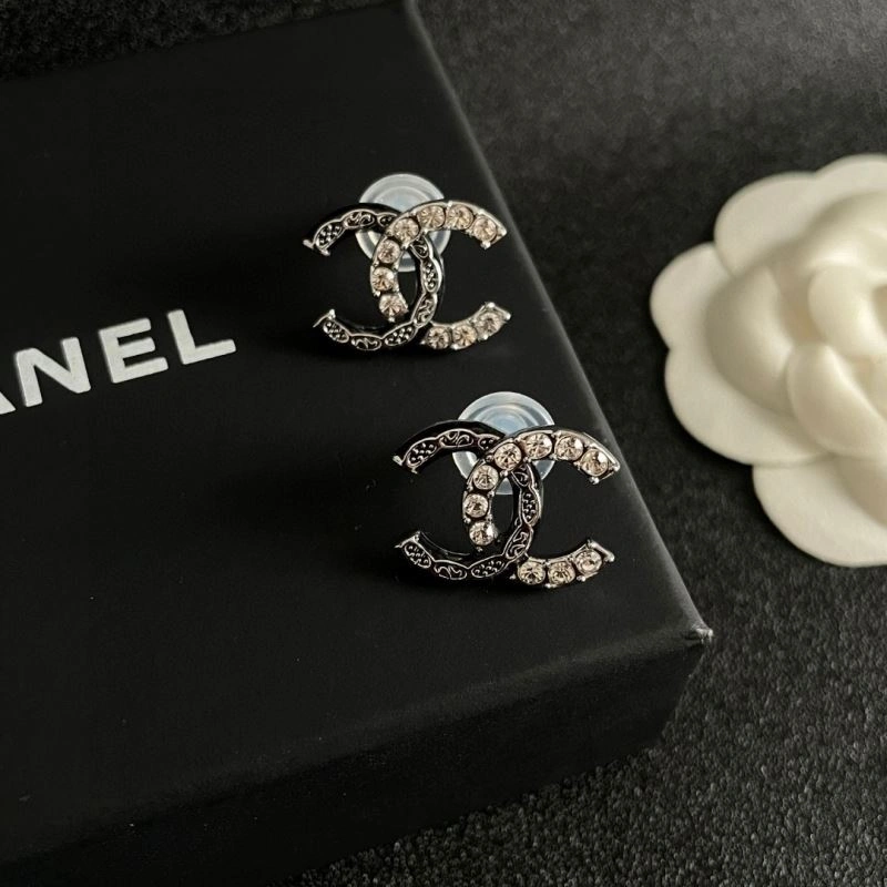 Top mirror Chanel Earrings