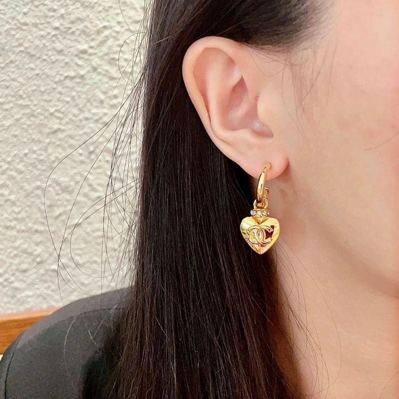 Low-cost Chanel Earrings