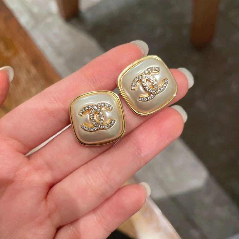 High fidelity Chanel Earrings