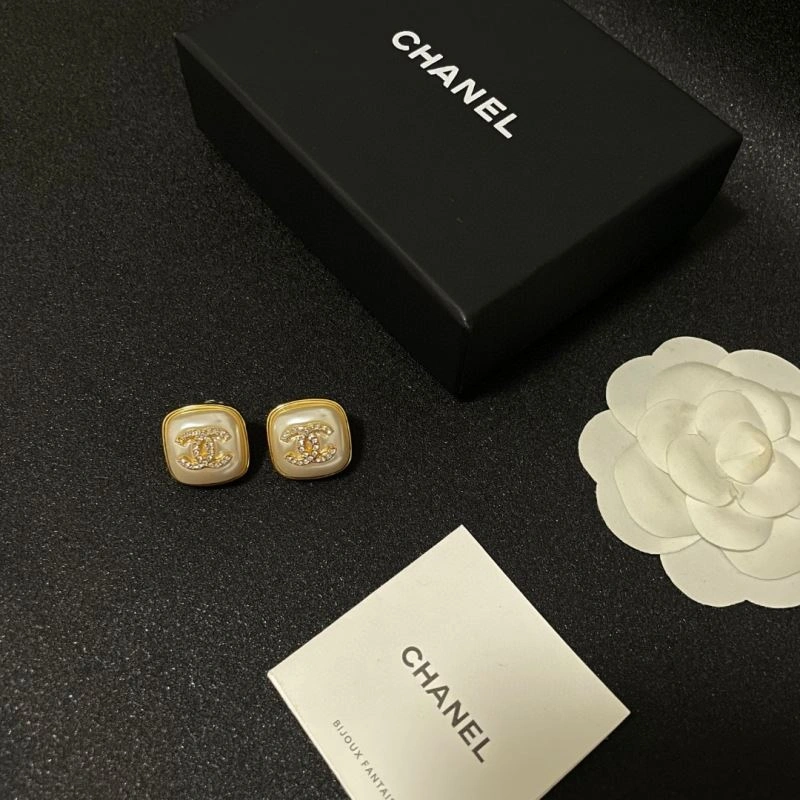 High fidelity Chanel Earrings