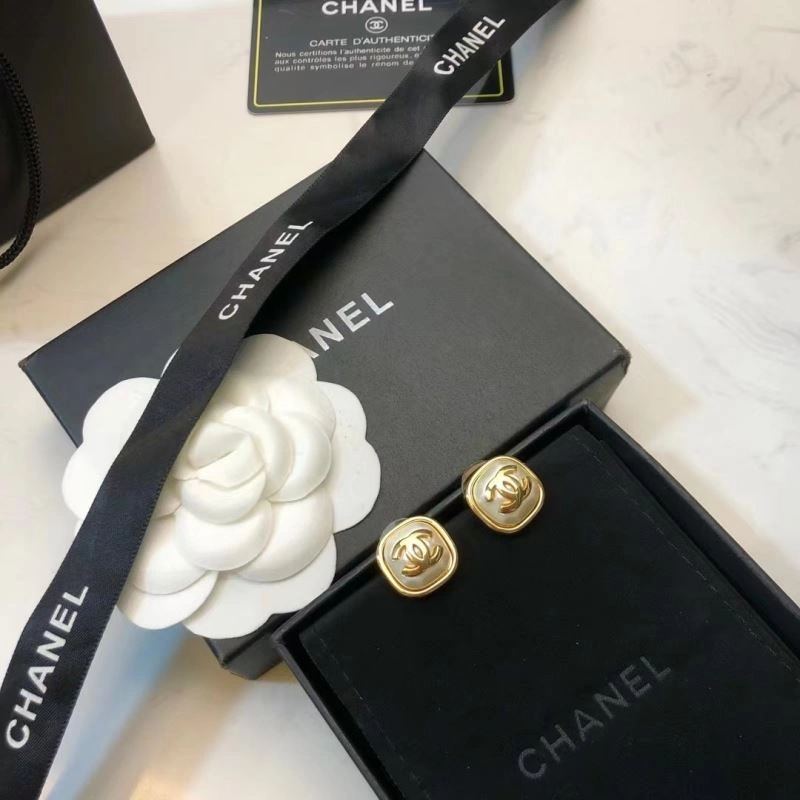 Accurate model Chanel Earrings