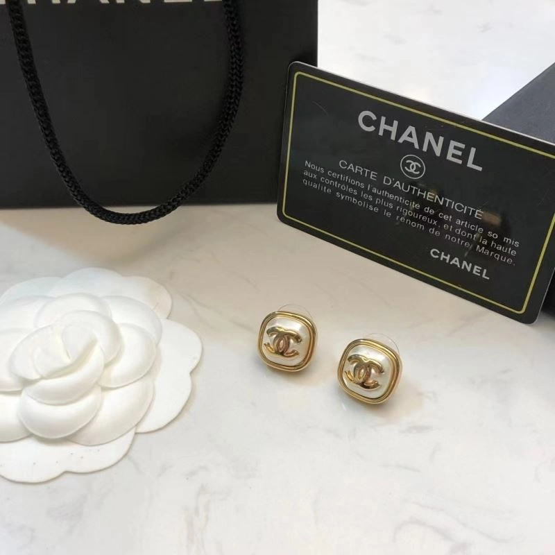 Accurate model Chanel Earrings