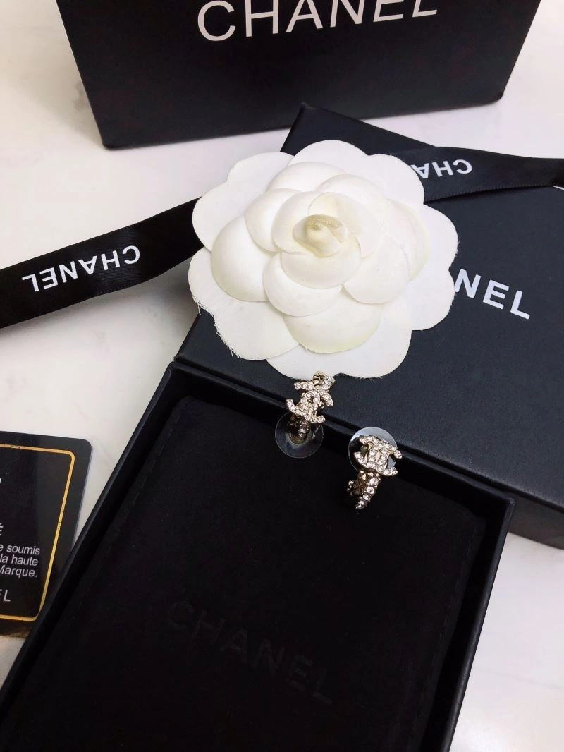 High accuracy Chanel Earrings