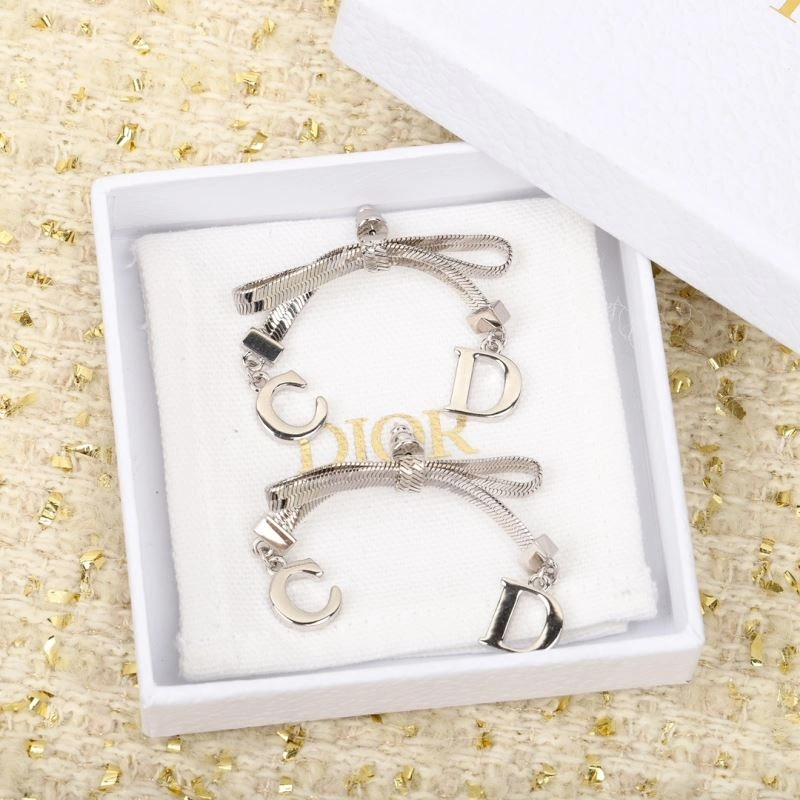 Top mirror Chanel Earrings