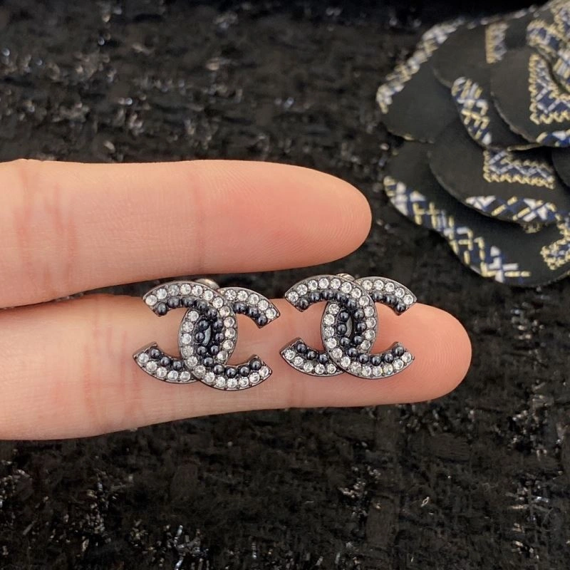 Top mirror Chanel Earrings