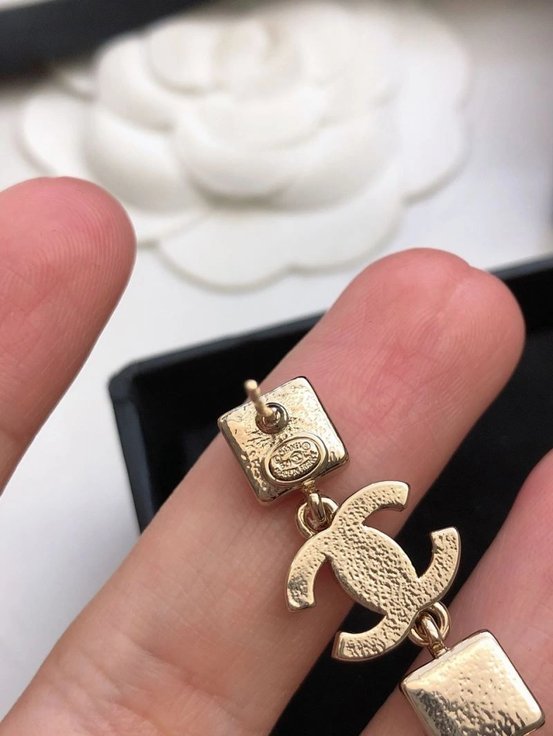 Accurate model Chanel Earrings