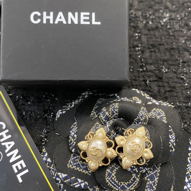 Low-cost Chanel Earrings