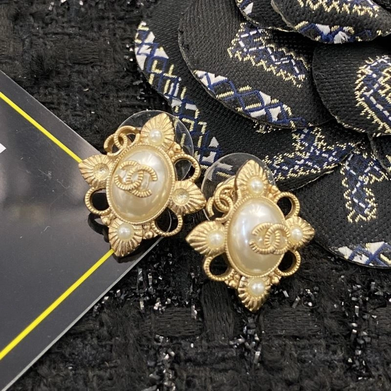 Low-cost Chanel Earrings