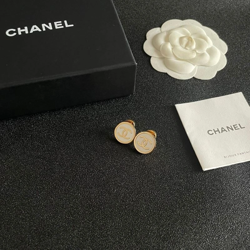 High accuracy Chanel Earrings