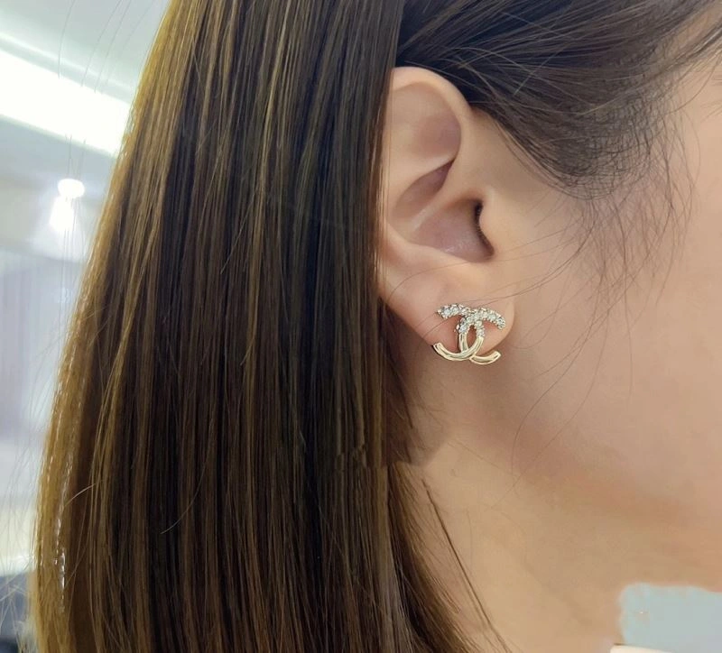 Low-cost Chanel Earrings