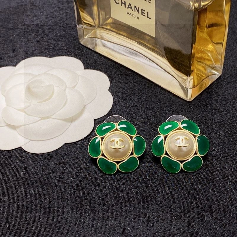 Top match Chanel Earrings