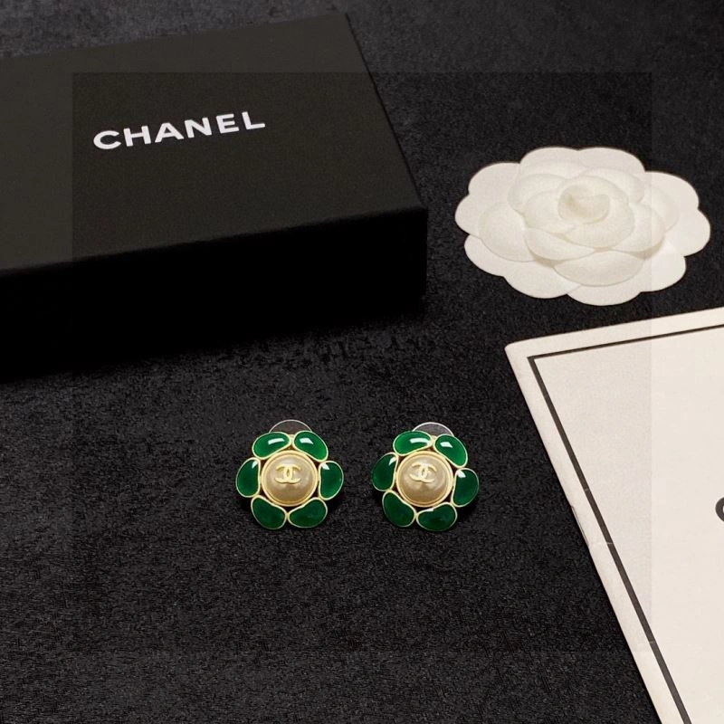 Top match Chanel Earrings