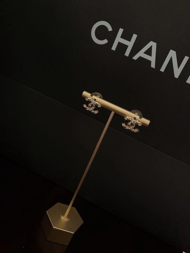 High accuracy Chanel Earrings