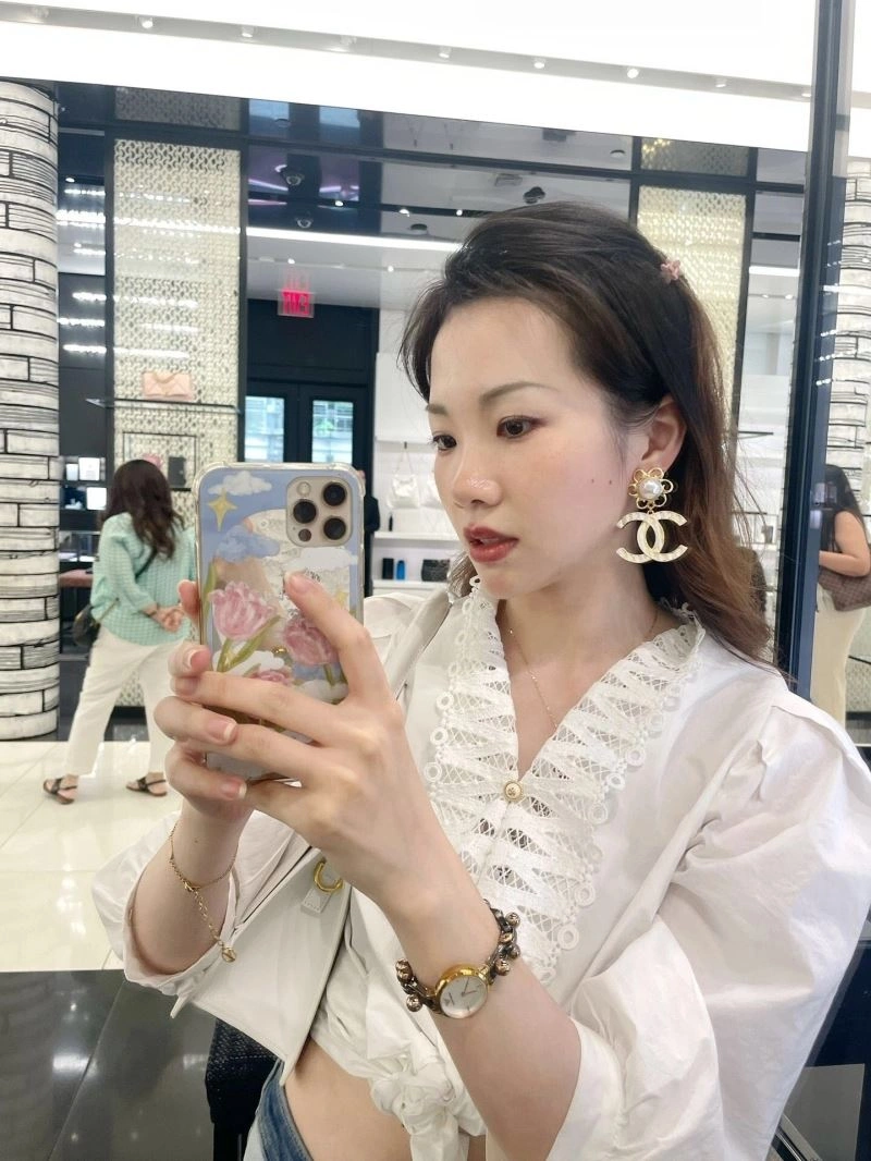 Indistinguishable Chanel Earrings