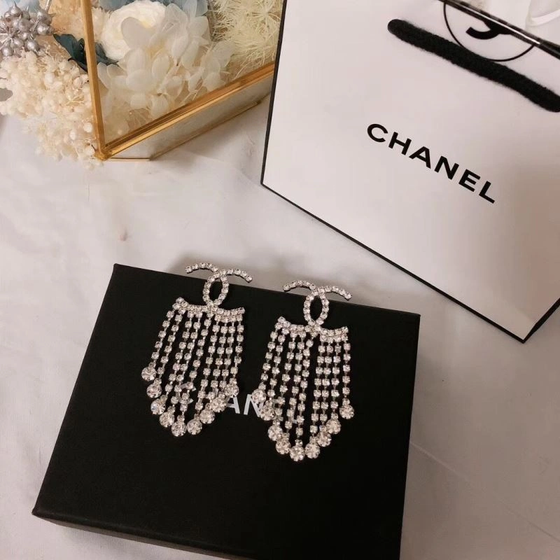 Top match Chanel Earrings