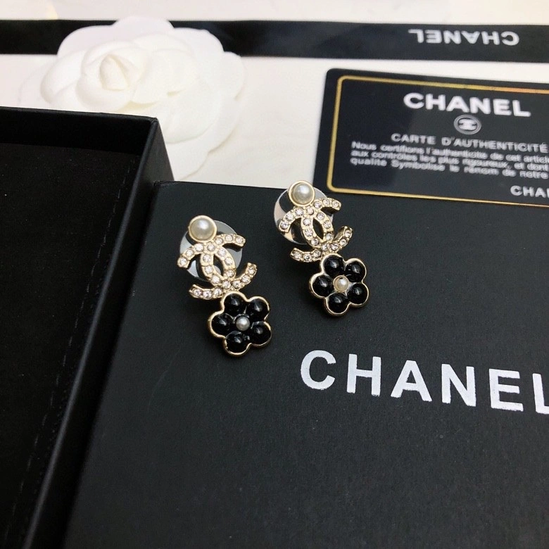 High accuracy Chanel Earrings