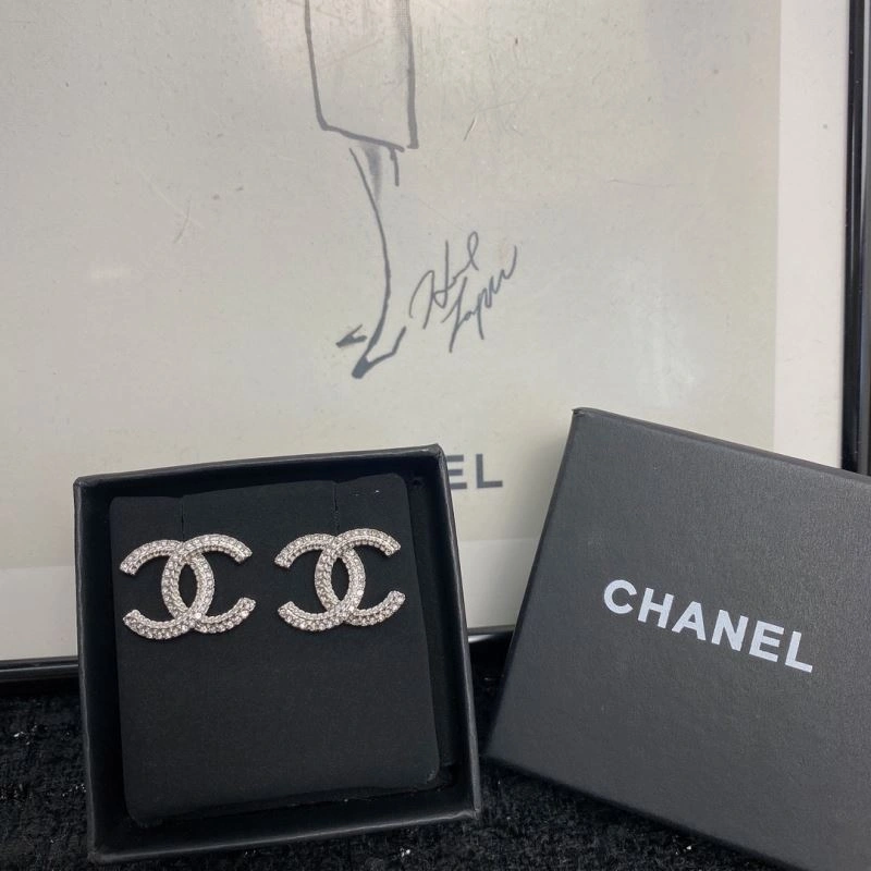 Low-cost Chanel Earrings