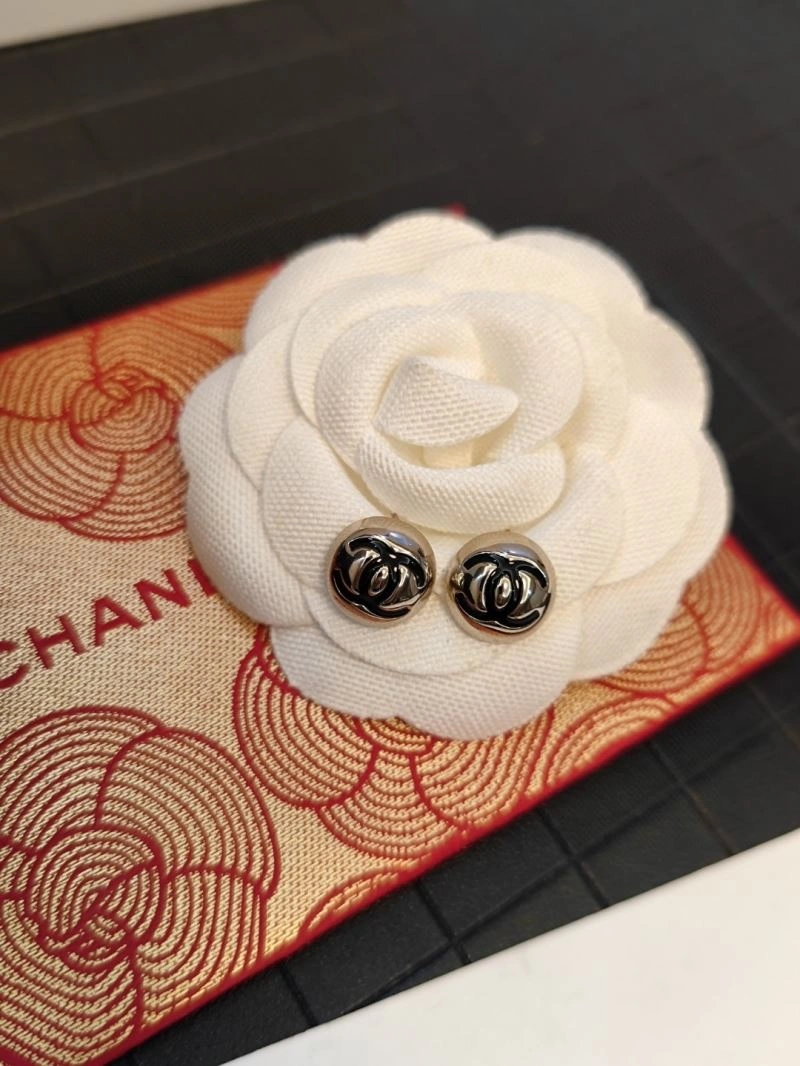 Top mirror Chanel Earrings