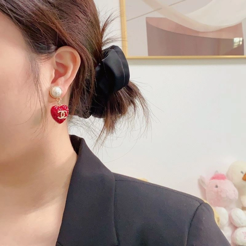 Top match Chanel Earrings