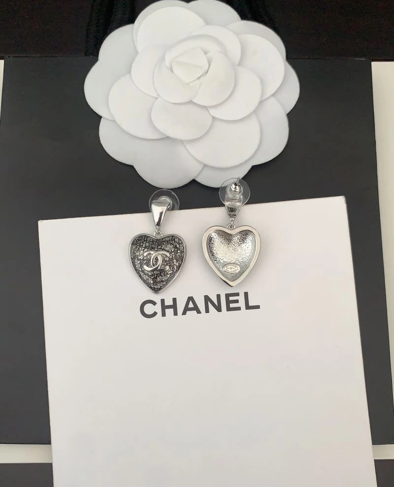Top match Chanel Earrings