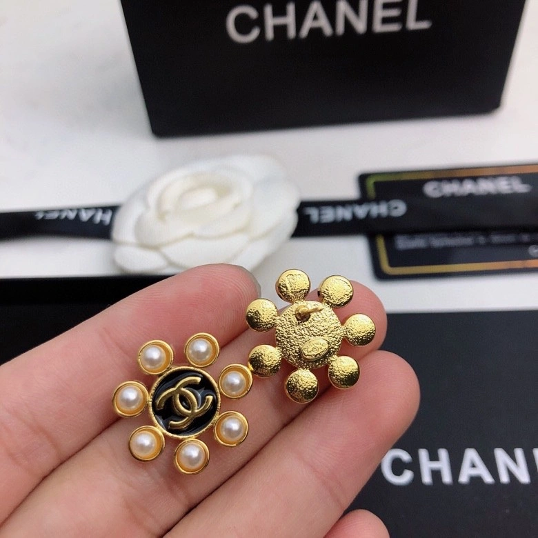 Discounted Chanel Earrings